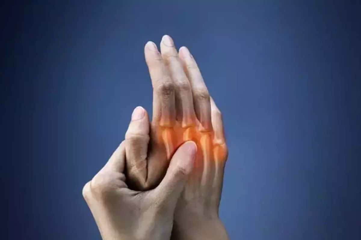 Unusual Symptoms Linked to Rheumatoid Arthritis - Dr Ashish Suryawanshi ...